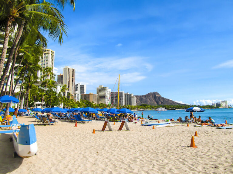 10 Best City Beaches in the World (+Photos) - Touropia