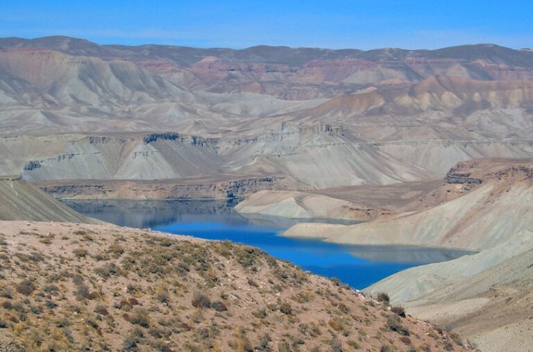 The 10 Most Colorful Lakes in the World (+Photos) - Touropia