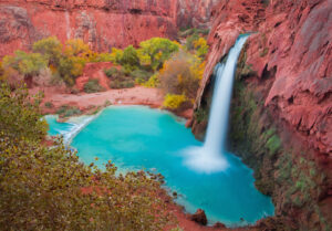 The 10 Most Colorful Lakes in the World (+Photos) - Touropia