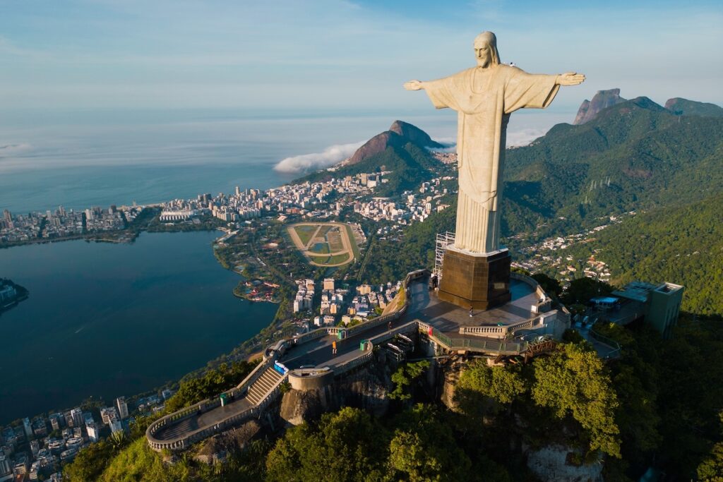 23 World Famous Statues That Everyone Should See at Least Once (+Photos ...