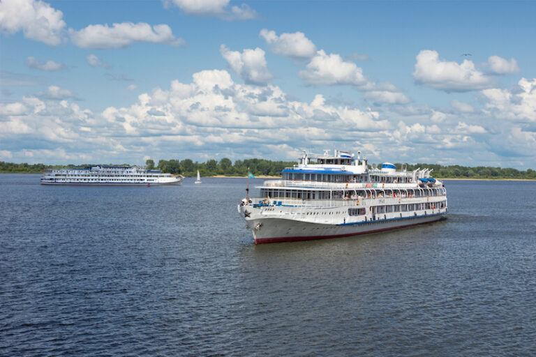 10 Most Iconic River Cruises around the World (+Photos) - Touropia