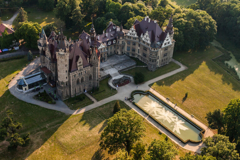 16 Polish Castles Straight Out of a Fairy Tale (+Map) - Touropia