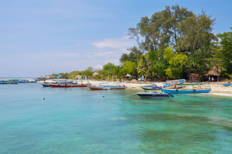 10 Most Beautiful Islands Near Bali (+Photos) - Touropia