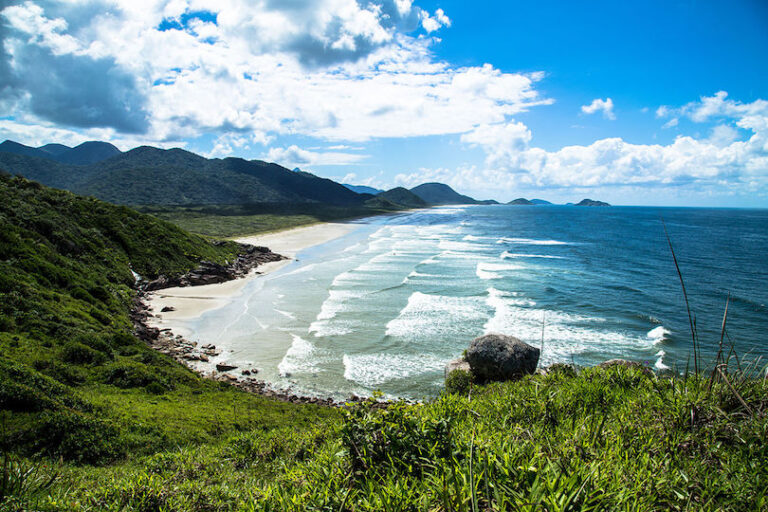 10 Most Beautiful Islands in Brazil (+Map) - Touropia