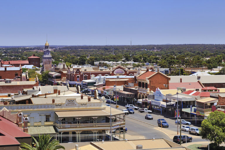 These Australian Towns Are Way More Charming Than You Expect (+Photos ...