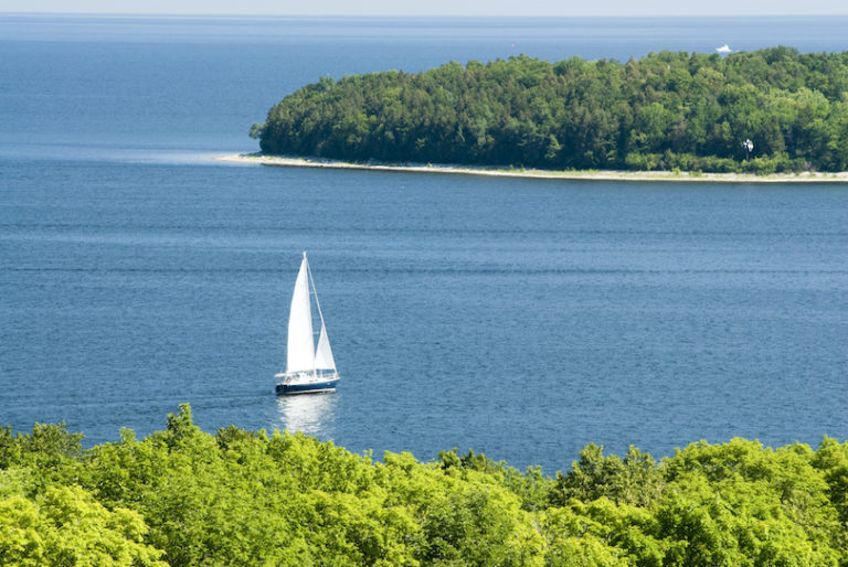 This Midwest Peninsula Offers Scenic Shorelines, Quaint Villages, and ...