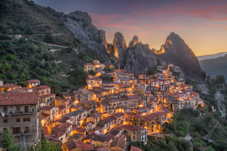 What To See & Do in Basilicata, Italy (+Map) - Touropia