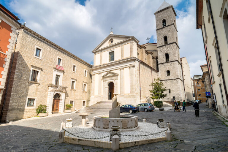 What To See & Do in Basilicata, Italy (+Map) - Touropia