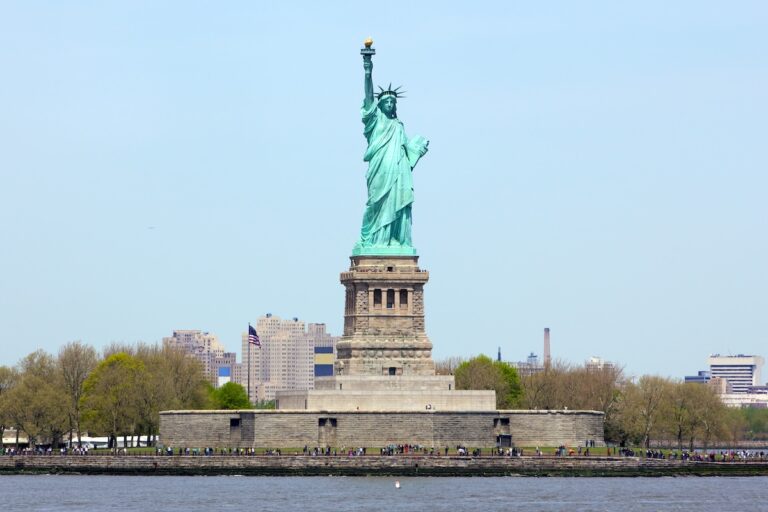 33 Historic Landmarks Every American Should Visit (+Photos) - Touropia