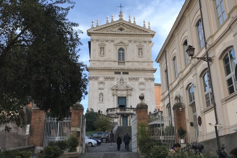 A Beginner’s Guide to Rome: Things You Should Know (+Map) - Touropia