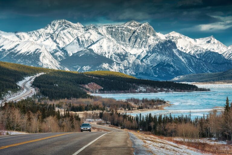 15 Most Scenic Roads In The World (+Photos) - Touropia