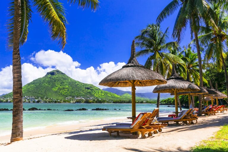 10 Best Islands to Visit in October (+Photos) - Touropia