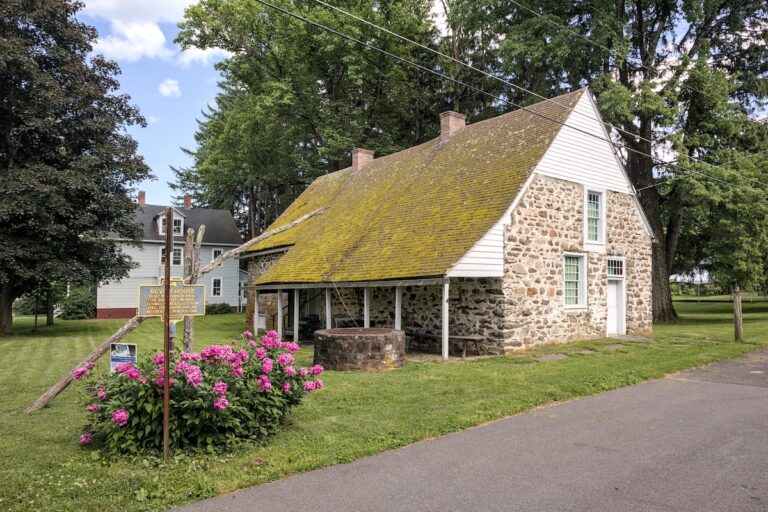 9 Of America’s Oldest Streets You Can Walk Down (+Photos) - Touropia