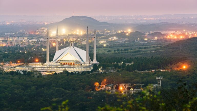 21 Most Beautiful Capitals of the World (+Photos) - Touropia