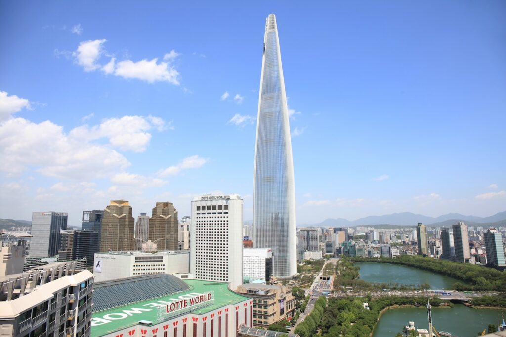 6 Highest Observation Decks in the World (+Photos) - Touropia