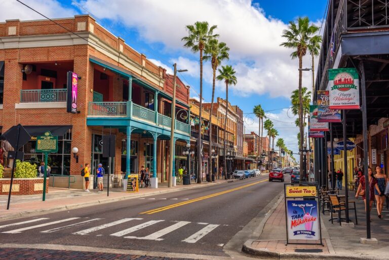 27 Most Beautiful Neighborhoods in the US (+Photos) - Touropia