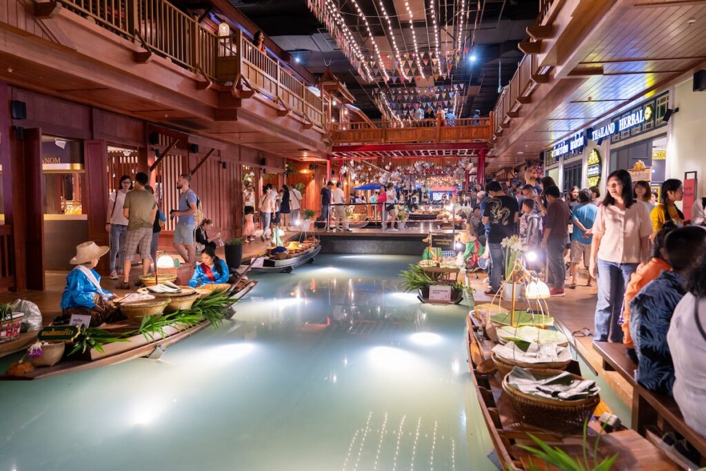 10 Spectacular Shopping Malls around the World (+Photos) - Touropia
