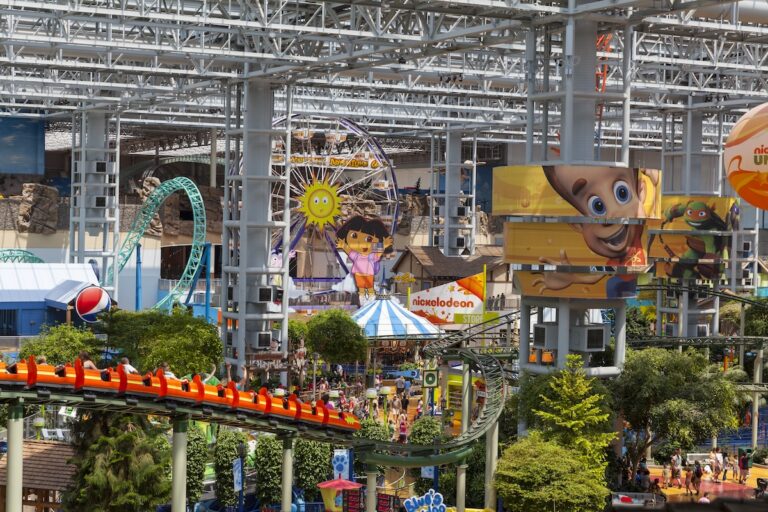 10 Spectacular Shopping Malls around the World (+Photos) - Touropia
