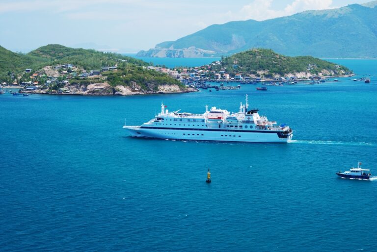 10 Most Popular Ocean Cruise Destinations (+Photos) - Touropia