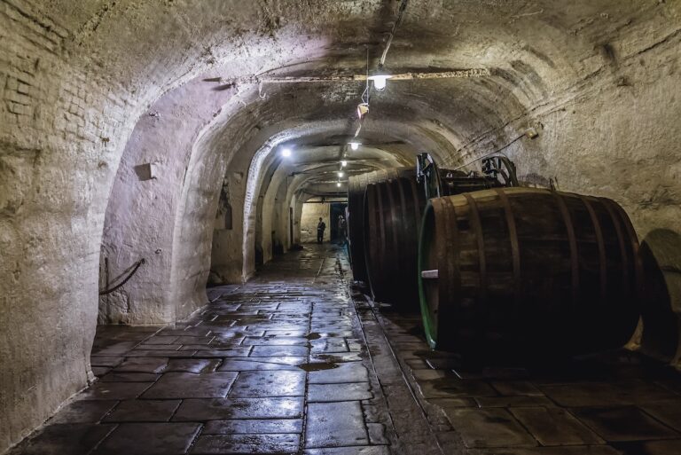 9 Mysterious Underground Cities around the World (+Photos) - Touropia