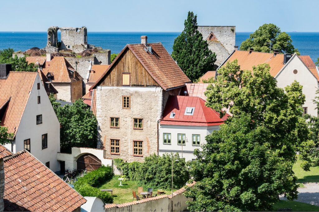 25 Most Beautiful Medieval Cities in Europe (+Photos) - Touropia