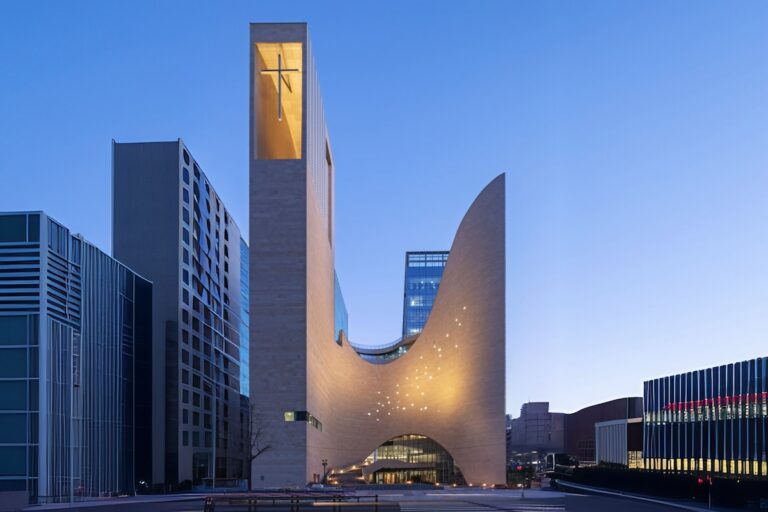 9 Most Spectacular Modern Churches Around the World (+Photos) - Touropia