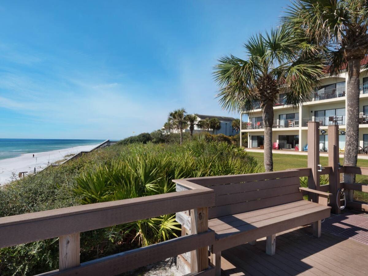 Top 14 Stunning Beachfront Airbnbs in Florida (+Photos) - Touropia