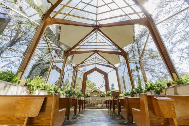 9 Magnificent Churches Across the U.S. (+Photos) - Touropia