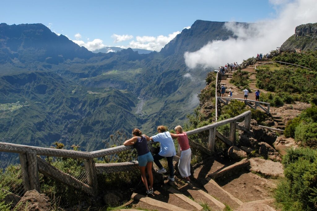 10 Best Islands to Visit in September (+Photos) - Touropia