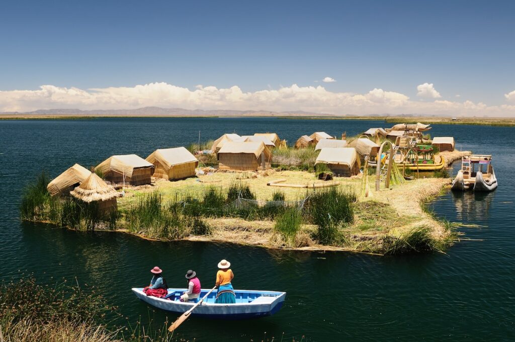 10 Amazing Floating Villages Across The World (+Photos) - Touropia