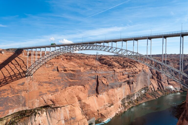 18 Most Beautiful and Iconic American Bridges (+Photos) - Touropia