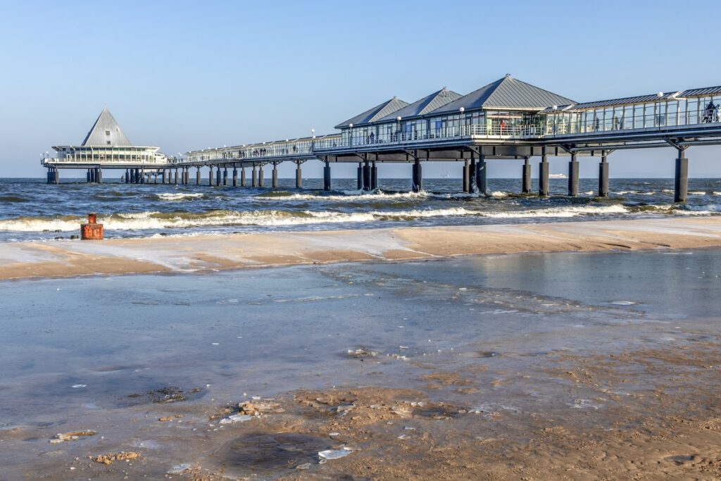 25 Most Incredible Piers in the World (+Photos) - Touropia