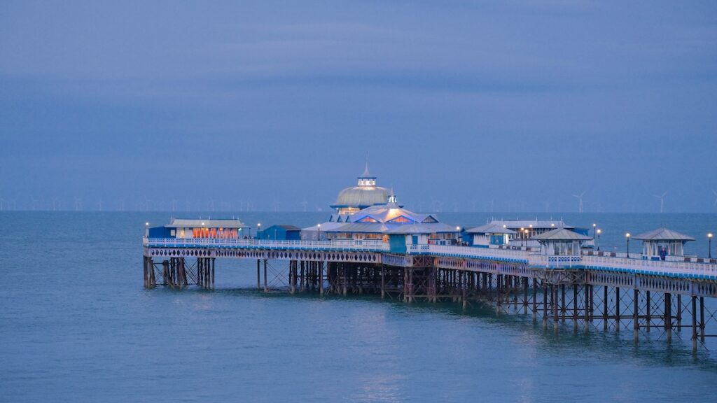 25 Most Incredible Piers in the World (+Photos) - Touropia